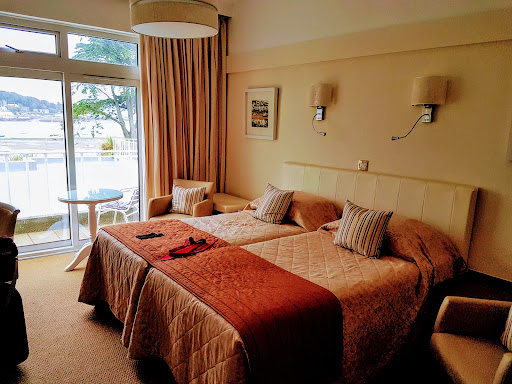 Commodore Instow - Find a Restaurant